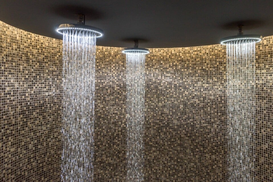Stimulating, experiential shower spa sessions | Euphoria Retreat